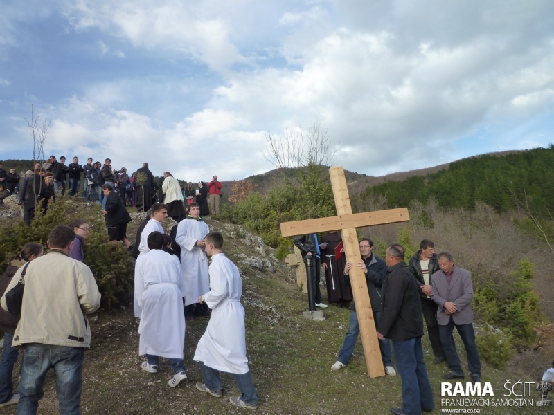 Franjevački samostan Rama-Šćit | Ramski put križa: Uzmi svoj križ i ... Franjevački samostan Rama-Šćit | Ramski put križa: Uzmi svoj križ i ...